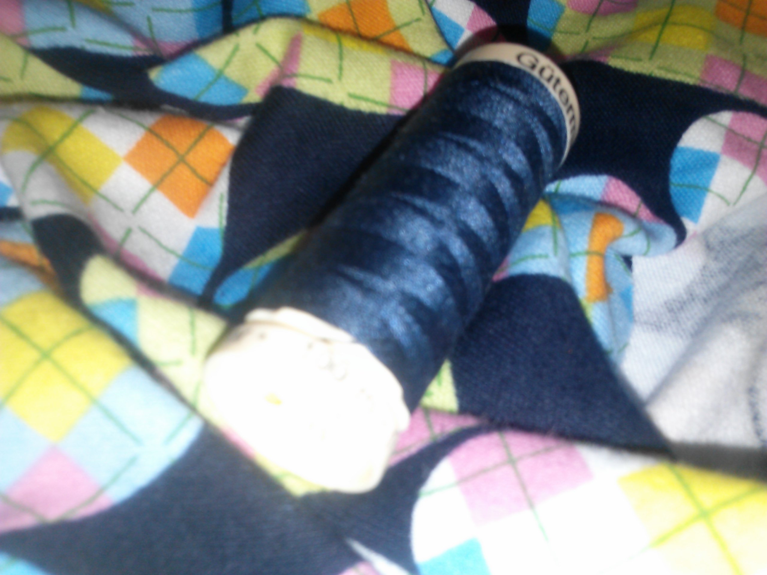 Tip for sewing:How to chose matching thread – Jewish Girls Unite